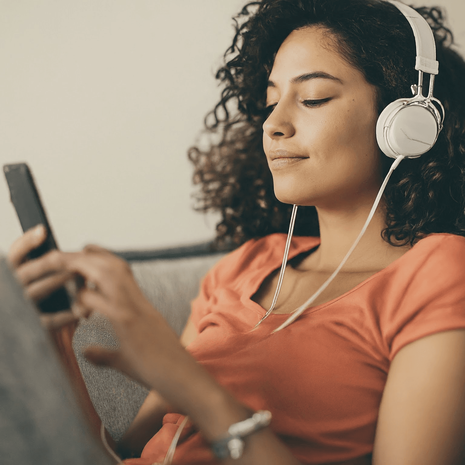 5 easy steps to sell your music online and make money - SendOwl Blog
